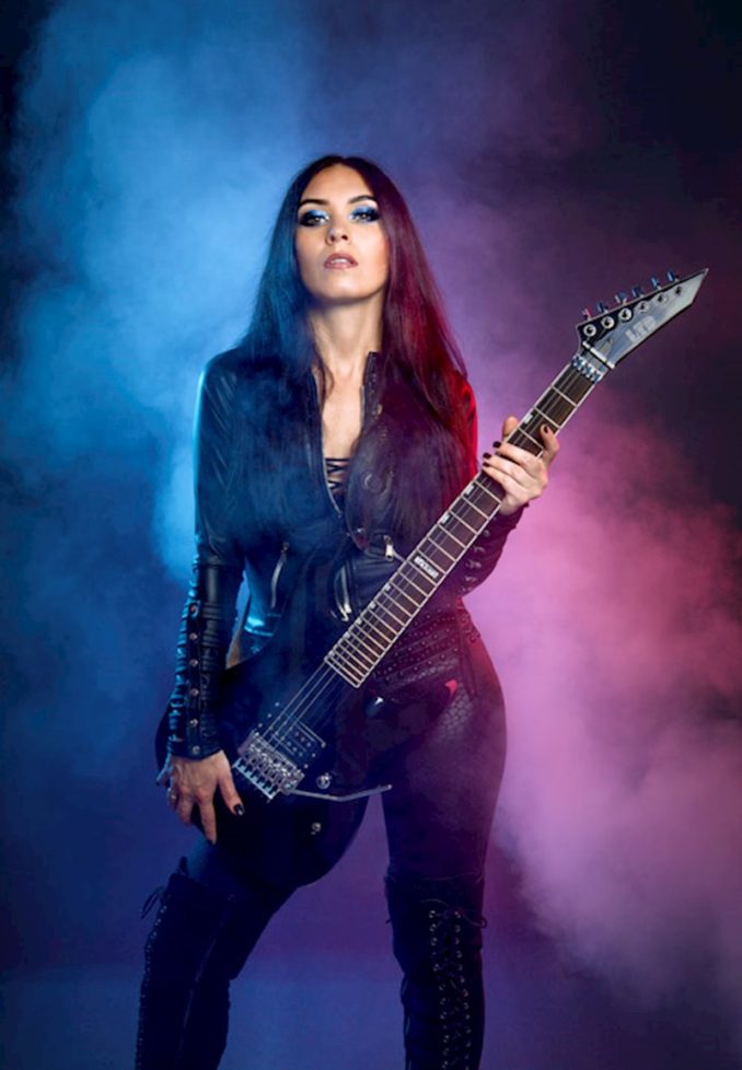 Marta Gabriel – nur Frauen am Mikro! - MY REVELATIONS