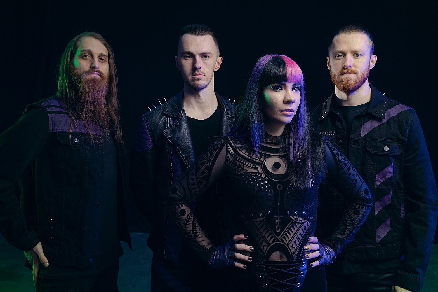 SKARLETT RIOT: Mit "Hold Tight" setzen die UK Alternative Metaller ein ...